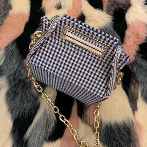 Pop & Suki | Bags | New Pop Suki Takeout Bag With Gold Chain Strap ...